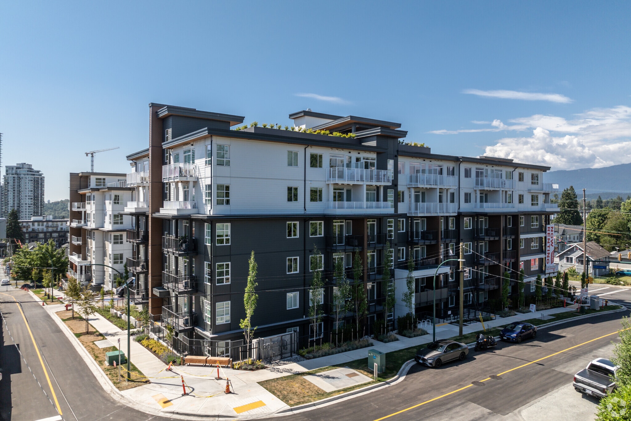 Red Sol Apartments Appartements - 750 Robinson St Coquitlam, BC ...