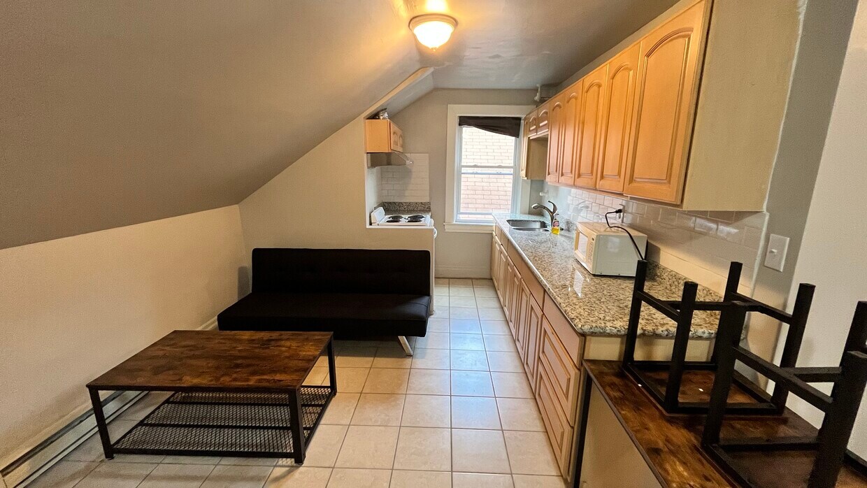 5847 Nicholson St Unit 3, Pittsburgh, PA 15217 - Apartments in ...