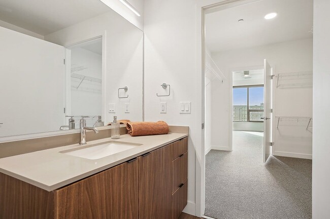 The Deveraux - Apartments in Denver, CO | Apartments.com