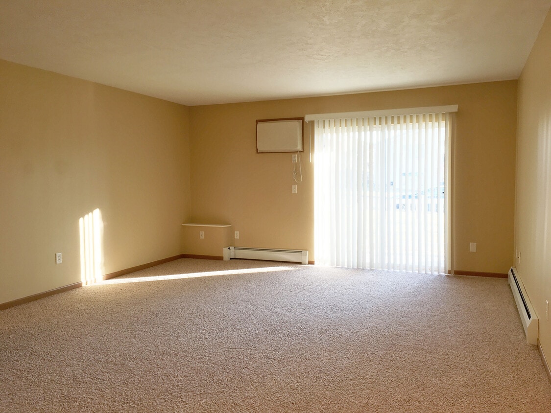 Terrace Pointe Apartments - 3635 Valcartier St Bismarck, ND 58503 ...