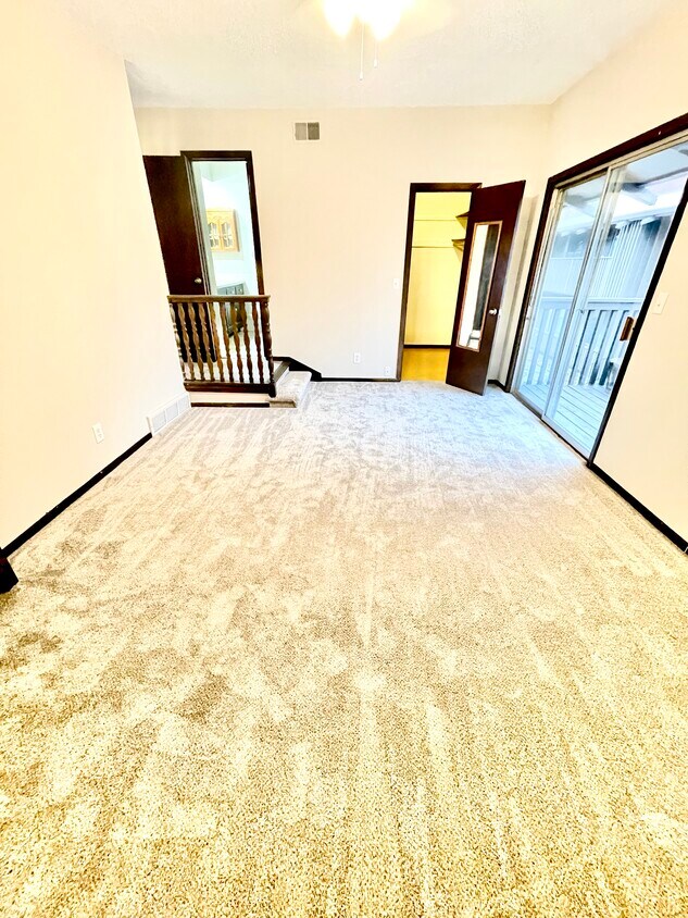 423 W 104th St Unit C, Kansas City, MO 64114 - Condo for Rent in Kansas ...