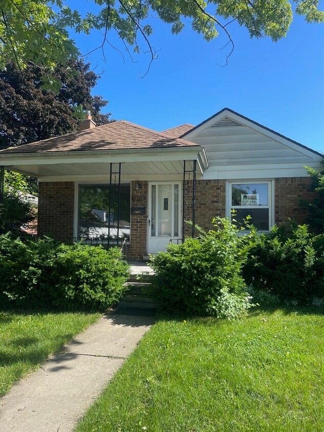 15716 Englewood Ave, Allen Park, MI 48101 - House Rental in Allen Park ...