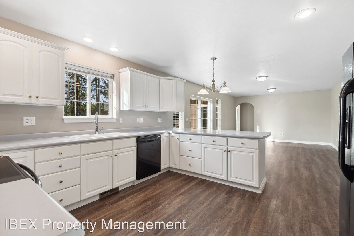 4332 Hwy 40, Whitefish, MT 59937 - House Rental in Whitefish, MT ...