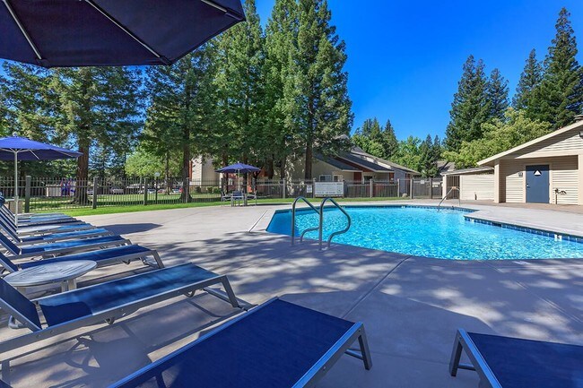 Redwood Square Apartments Apartments - Sacramento, CA | Apartments.com