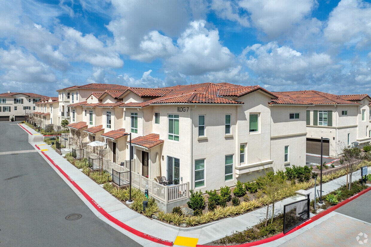 Enclave Heritage Flats - Apartments in Chula Vista, CA | Westside Rentals