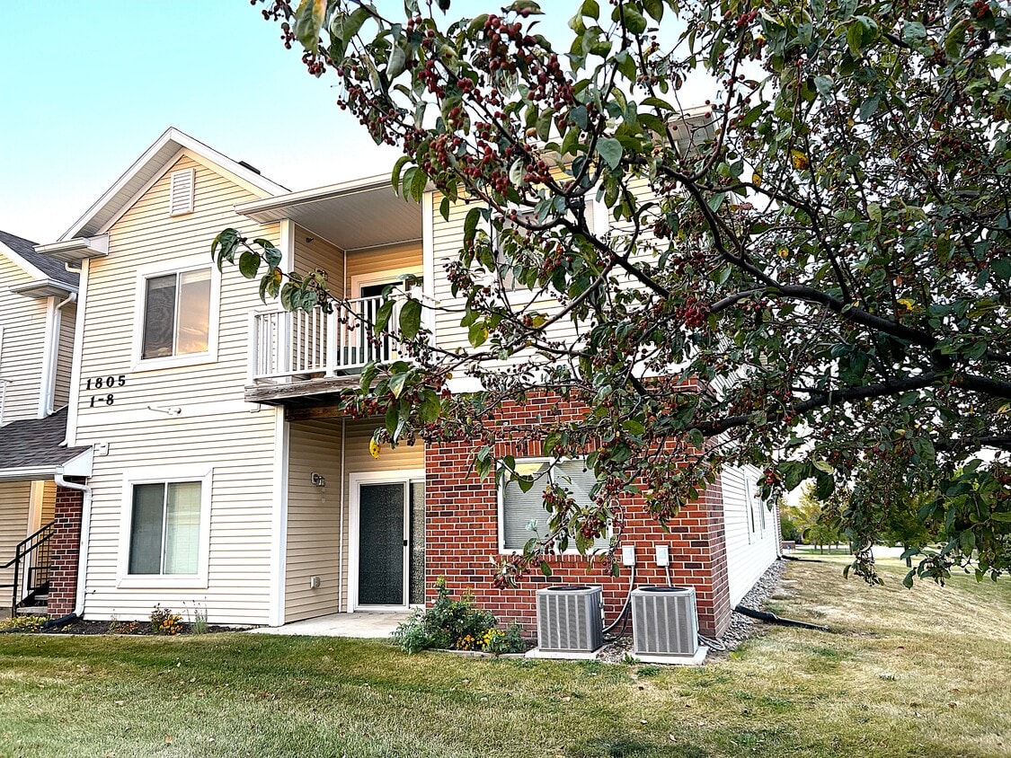 1805 SW White Birch Cir Unit #1, Ankeny, IA 50023 - Condo for Rent in ...