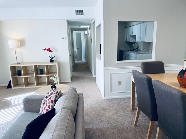 Heatherwick House Apartments - 3072 Carskaddon Ave Toledo, OH ...