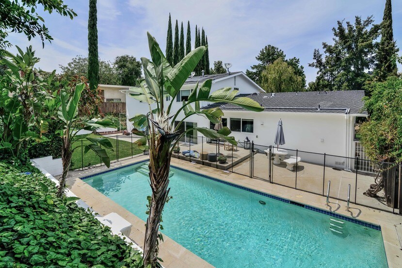 16544 Park Lane Dr, Los Angeles, CA 90049 - House Rental in Los Angeles ...