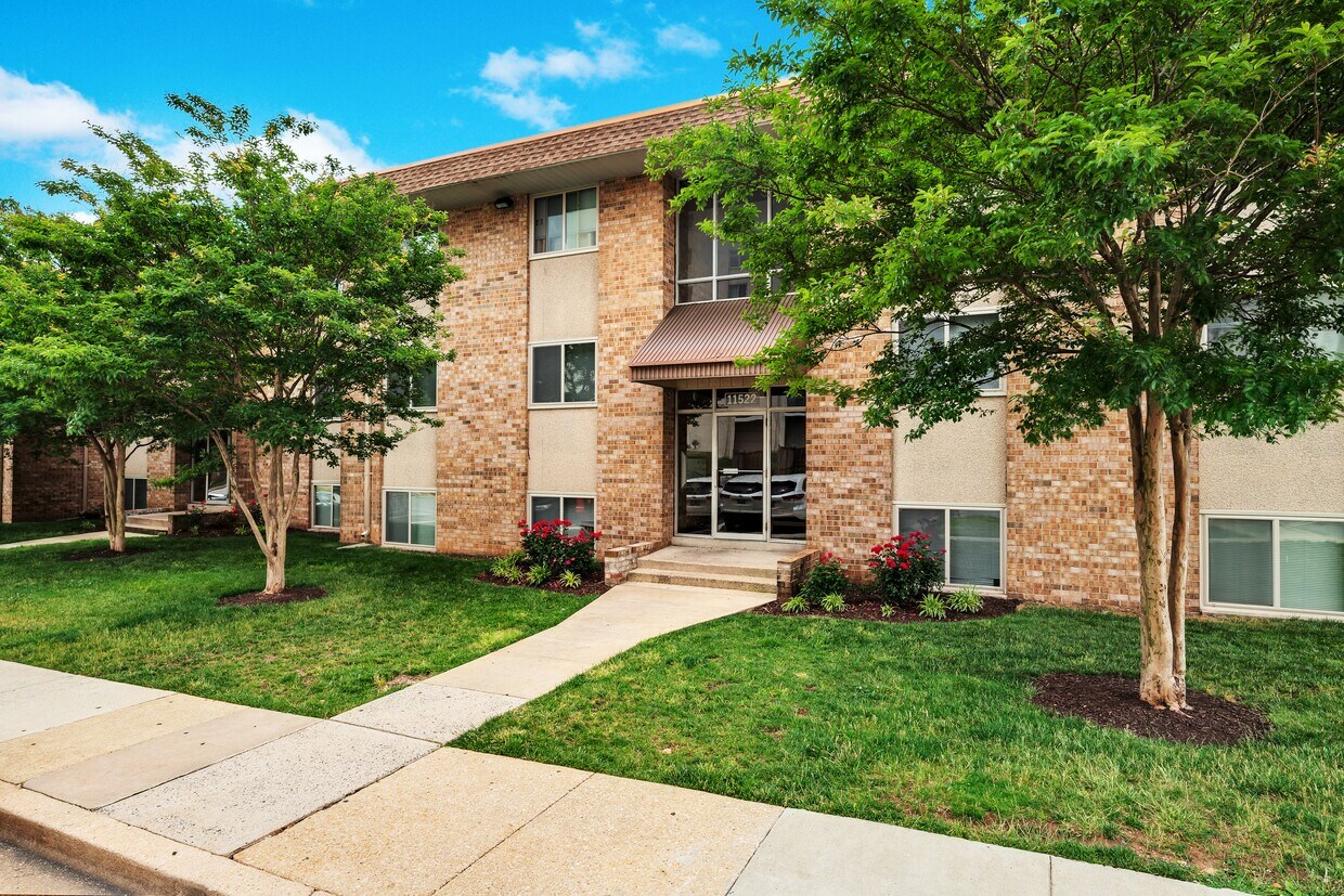 Montgomery White Oak Apartments - Apartments in Silver Spring, MD ...