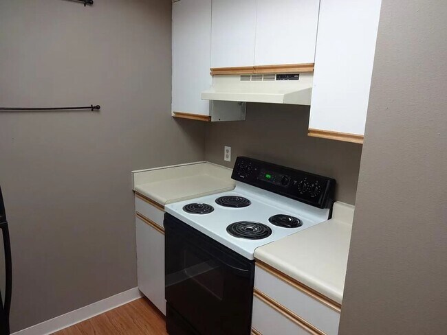 4620 Reka Dr Unit B15, Anchorage, AK 99508 - Condo for Rent in ...