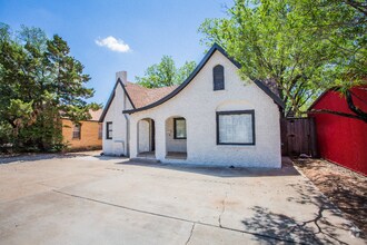 Maxey Park Apartments for Rent with a Garage - Lubbock, TX - 12 Rentals ...