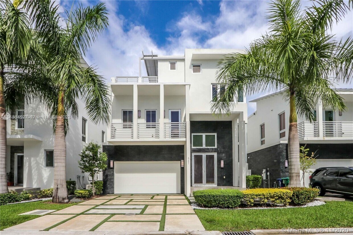 3405 NW 82nd Ct, Doral, FL 33122 - Townhome Rentals in Doral FL ...