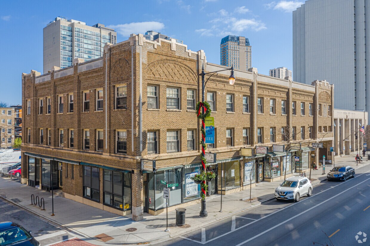 The Covent Apartments - Apartments in Chicago, IL | Apartments.com