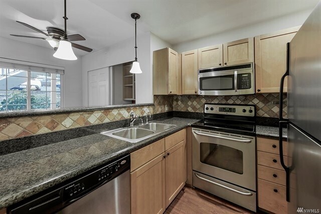 2621 S 272nd St Unit 7, Kent - Federal Way, WA 98032 - Condo for Rent ...