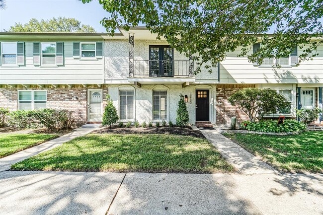 3930 Laura Leigh Dr, Friendswood, TX 77546 - Condo for Rent in ...