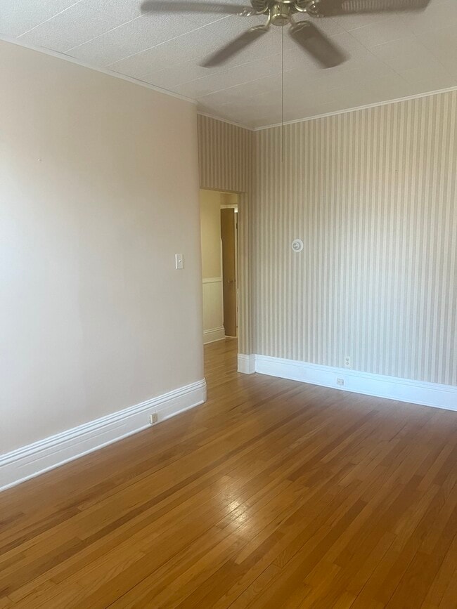 11431 S Forrestville Ave, Chicago, IL 60628 - House Rental in Chicago ...