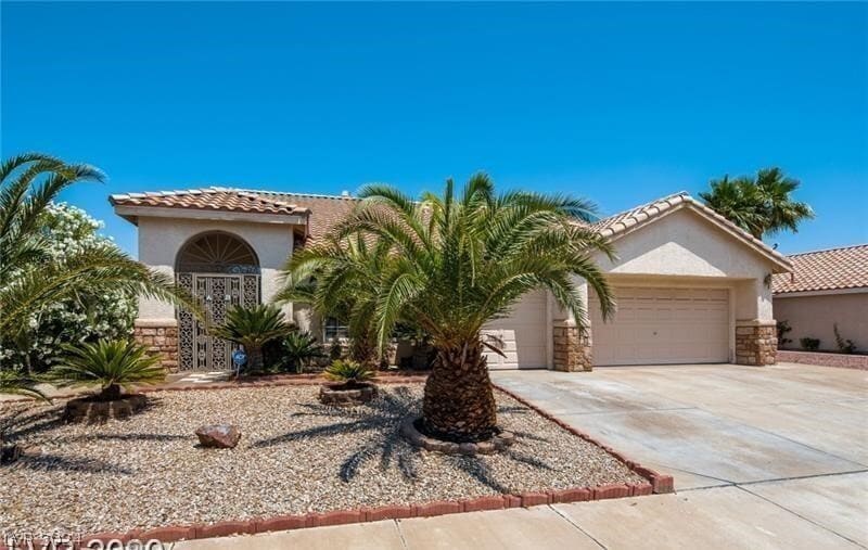 1026 Misty Rose Ave, Henderson, NV 89074 - House Rental in Henderson ...