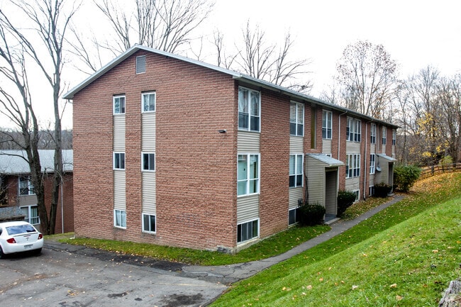 Northwest Ithaca Apartments for Rent with Hardwood Floors - Ithaca, NY ...