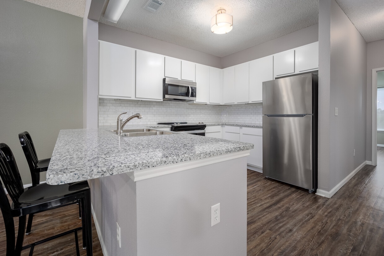 The Edge at Norman Condos - 2200-2200 Classen Blvd Norman, OK 73071 ...