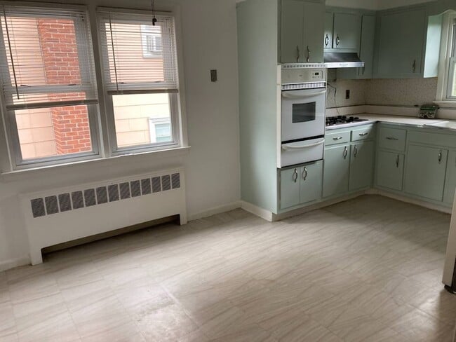 192 Vernon Ave, Yonkers, NY 10704 | Apartments.com