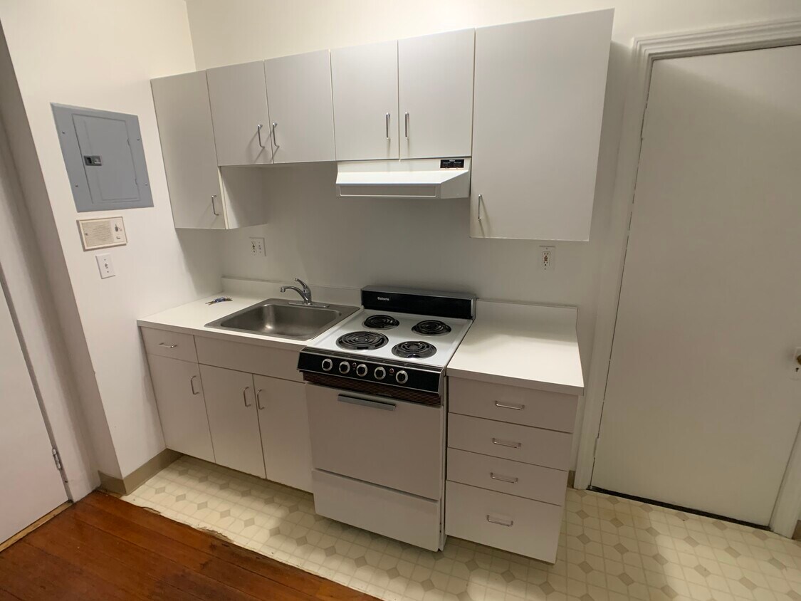 123 Park St Unit 3A, Brookline, MA 02446 - Condo for Rent in Brookline ...