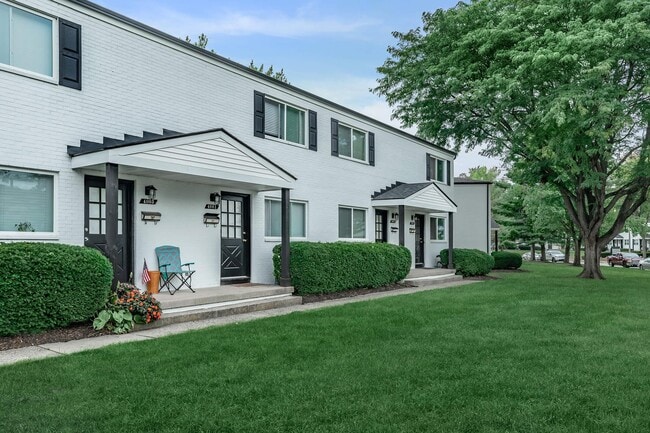Pinecrest Apartments for Rent with Wheelchair Access - Columbus, OH ...