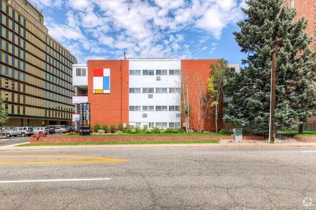 Sunset Terrace Apartments for Rent with High Ceilings - Denver, CO ...