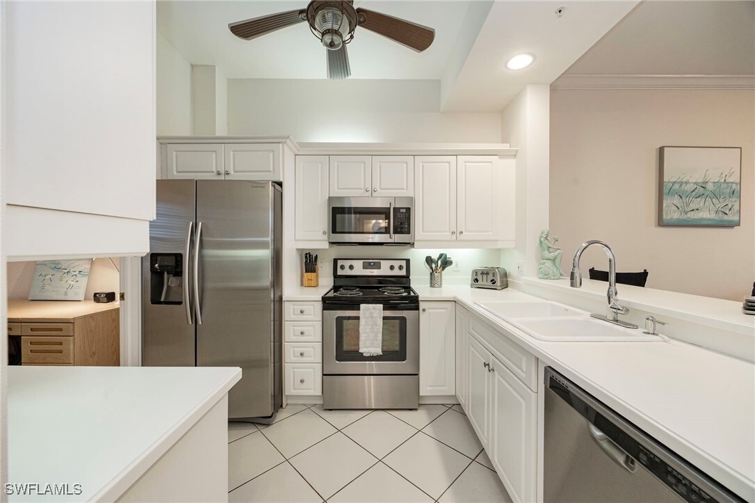 410 Bayfront Pl Unit 2502, Naples, FL 34102 - Condo for Rent in Naples ...
