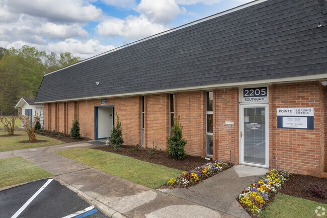 The Pointe at Augusta Apartments - 2205 Southgate Dr Augusta, GA ...
