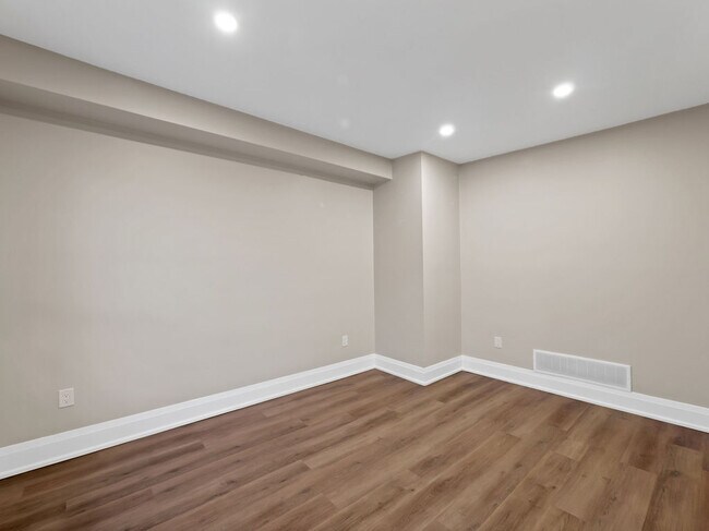 51 Stirton St Unit 1, Hamilton, ON L8L 6E7 - Apartment for Rent in ...