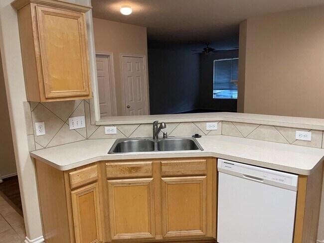 21539 Pepperberry Trail, Spring, TX 77388 - House Rental in Spring, TX ...