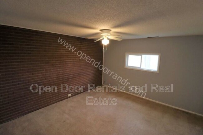 501 N Broadway St Unit E, Butler, IN 46721 - Condo for Rent in Butler ...