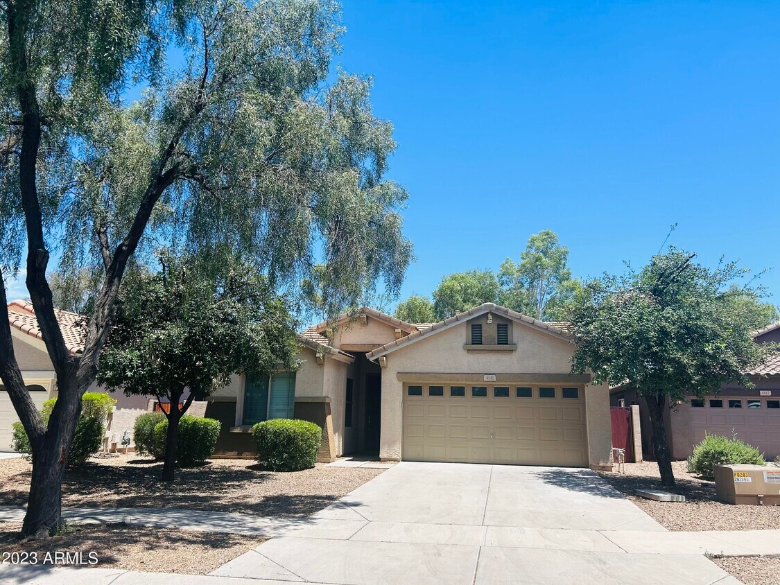 4141 S Bandit Ct, Gilbert, AZ 85297 - House Rental in Gilbert, AZ | Apartments.com