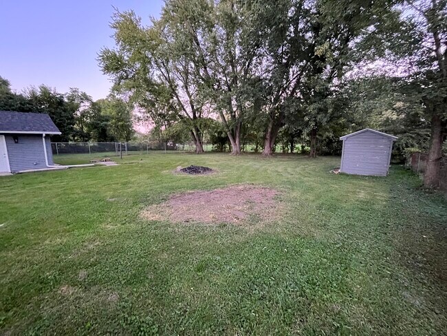 2921 Brown St Unit B, Portage, IN 46368 - 2921 Brown St Portage, IN ...