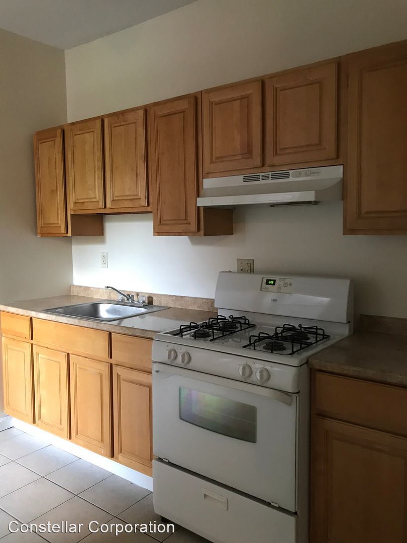 4634 Woodland Ave, Philadelphia, PA 19143 - Room for Rent in ...