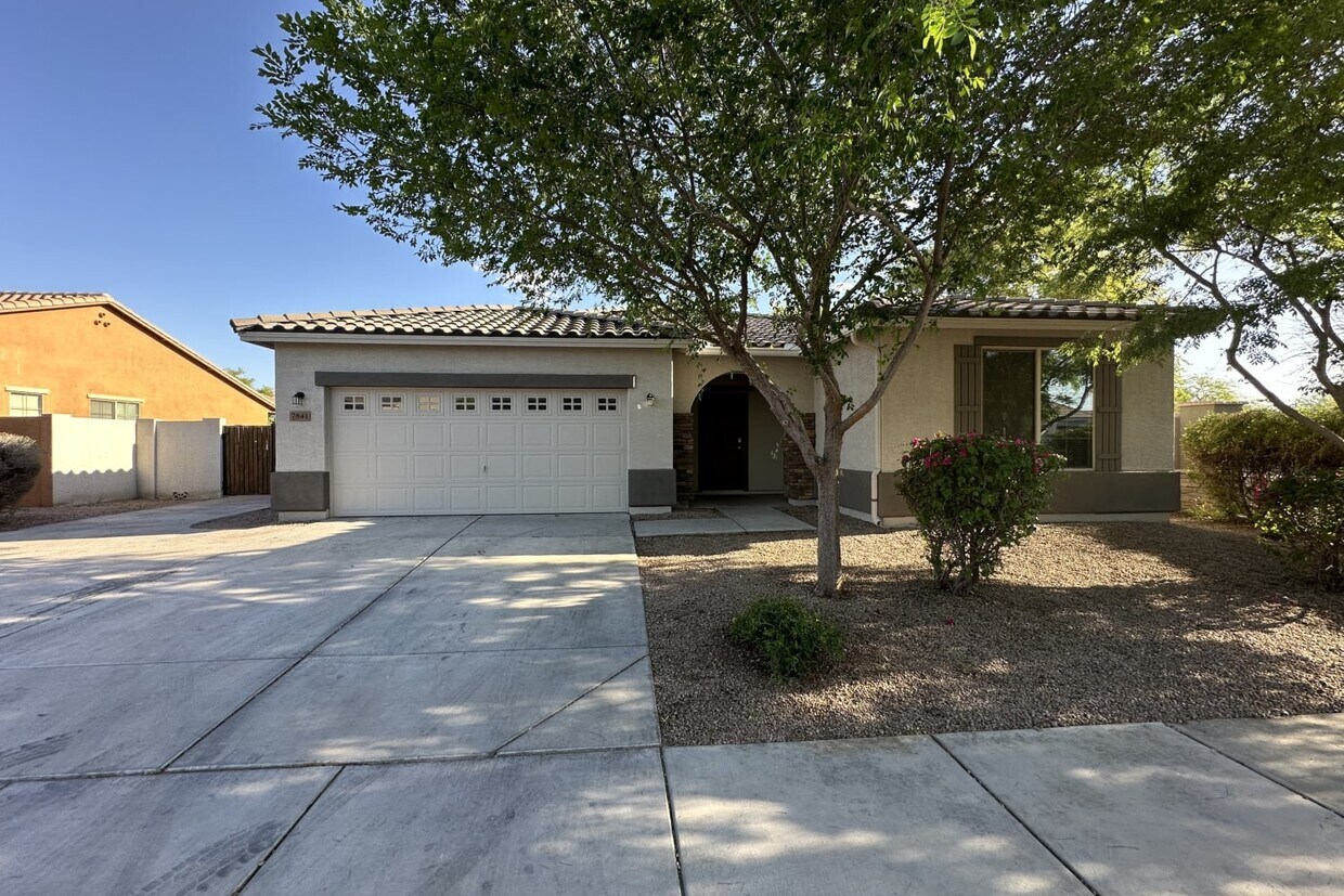 7841 W Peck Dr, Glendale, AZ 85303 | Apartments.com