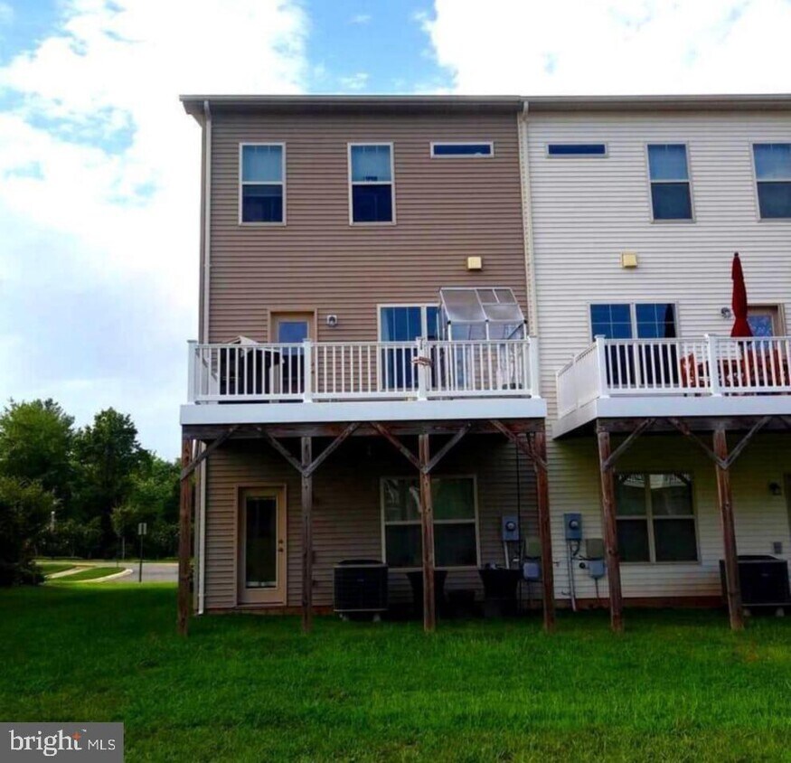 8937 Garrett Way, Manassas, VA 20112 - Townhome Rentals in Manassas VA ...