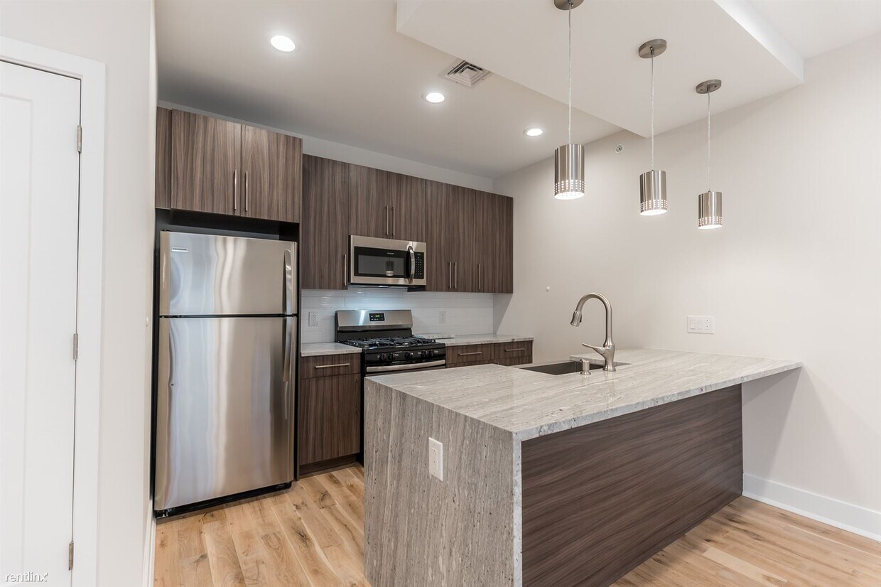 1630 Poplar St, Philadelphia, PA 19130 - Room for Rent in Philadelphia ...