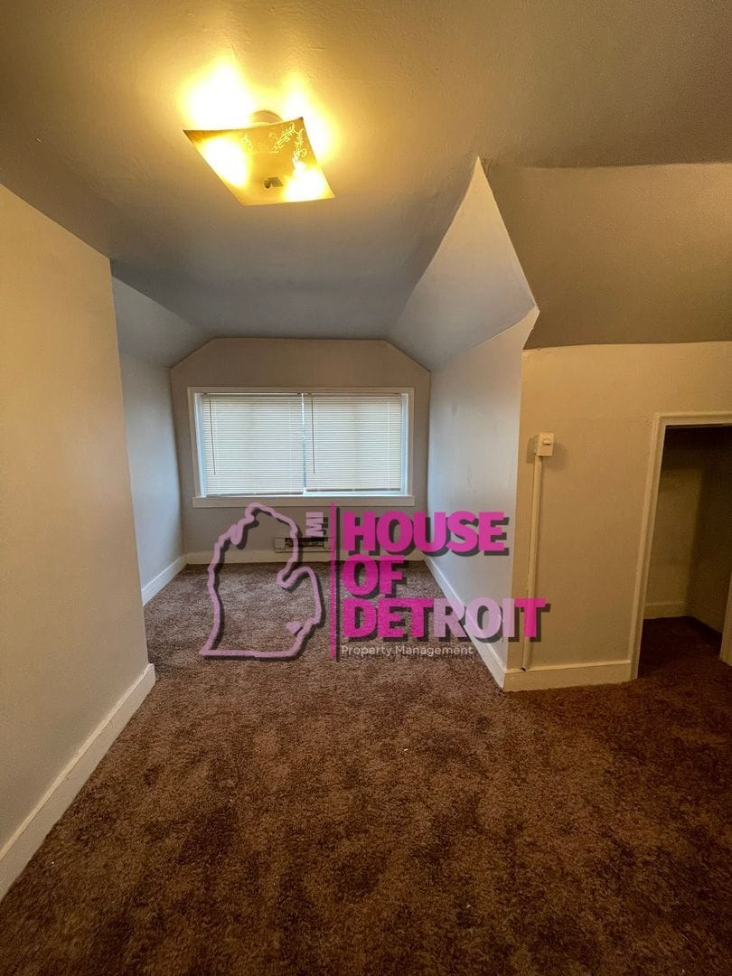 14539 Terry St Unit Upper, Detroit, MI 48227 - Room for Rent in Detroit ...