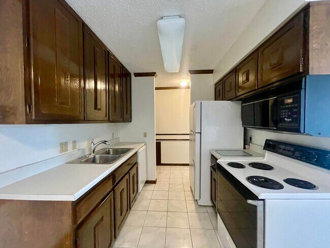 River Gates Apartments - Apartments in Minneapolis, MN | Apartments.com