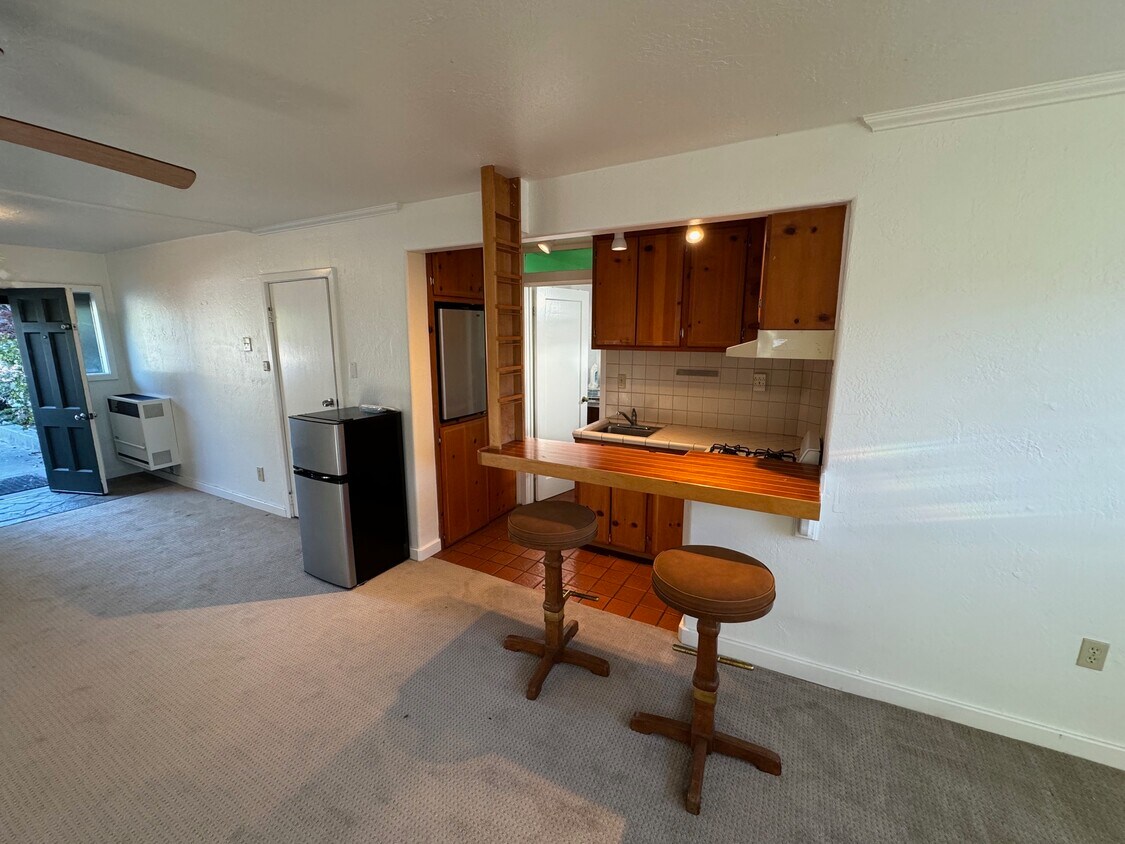 101 Cayuga St, Santa Cruz, CA 95062 - House Rental in Santa Cruz, CA ...