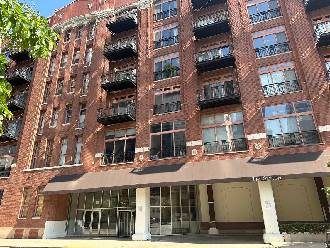 360 W Illinois St Unit 302, Chicago, IL 60654 - Condo for Rent in ...