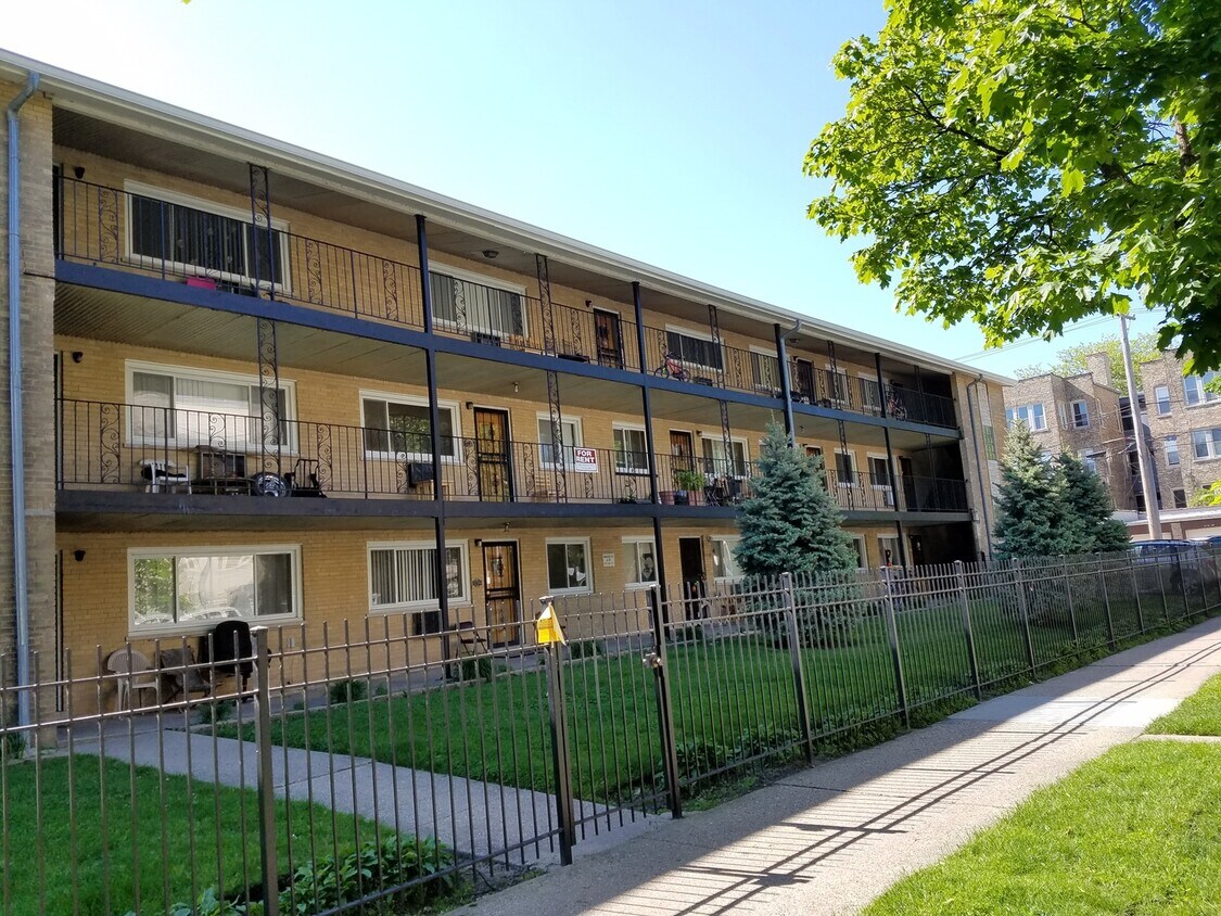 7200 N Ashland Ave Unit C, Chicago, IL 60626 - Condo for Rent in ...