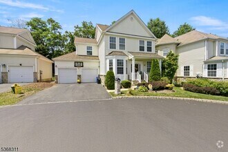 Houses for Rent with Garages in Madison Park, NJ