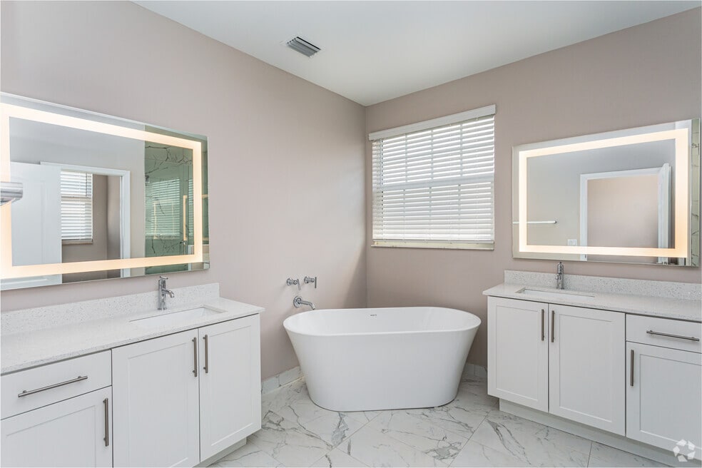 732 7th Ave N, Naples, FL 34102 - House Rental in Naples, FL ...