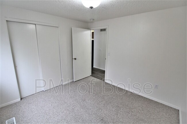 2207 S Stephen Ave Unit # 102, Boise, ID 83706 - Condo for Rent in ...