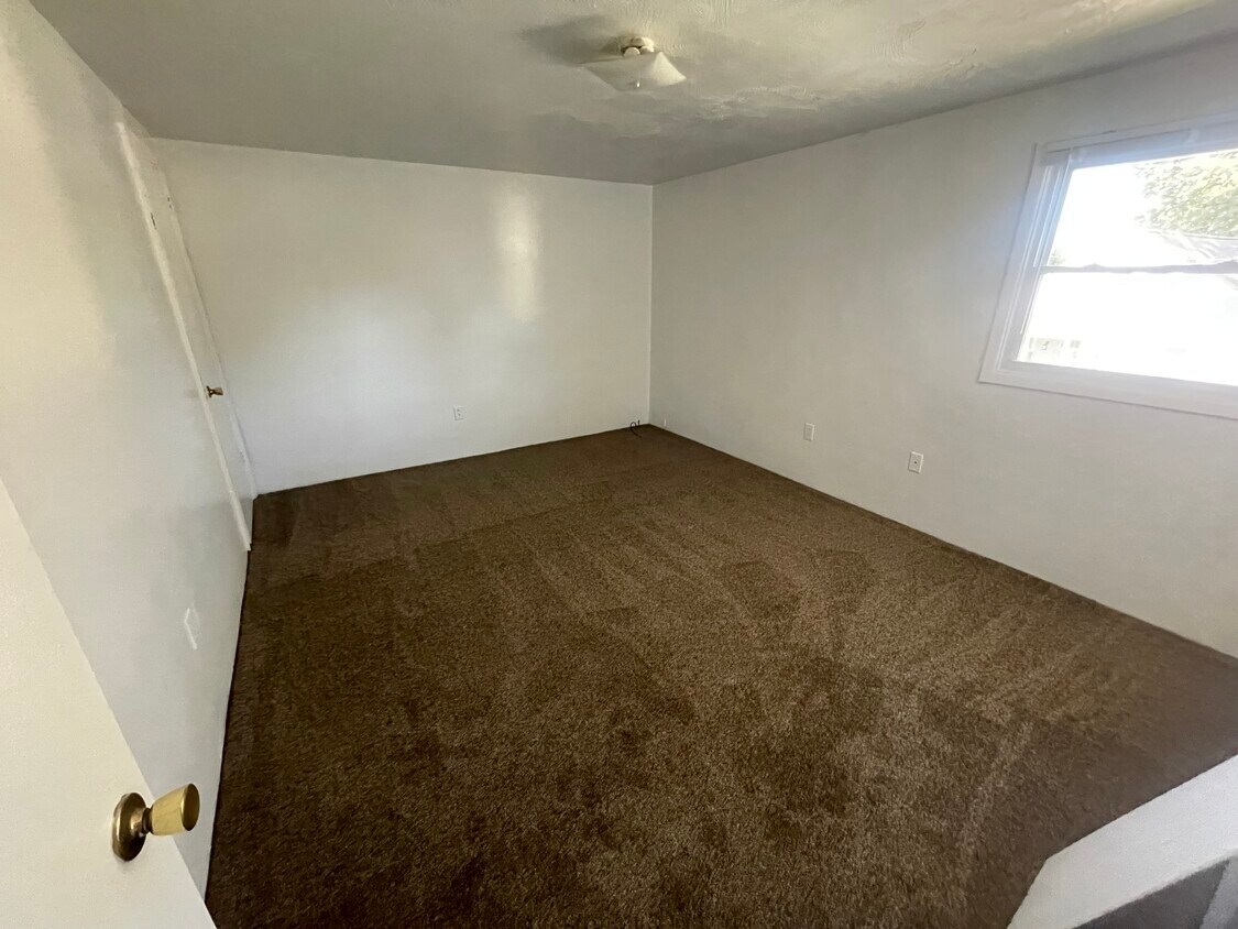 305 Cherry St, Hummelstown, PA 17036 - Townhome Rentals in Hummelstown ...