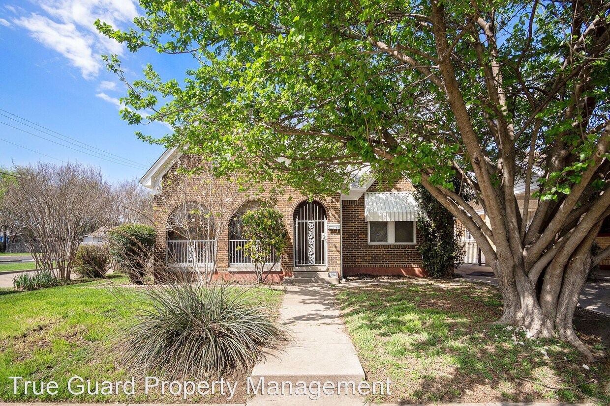 2946 Lipscomb St, Fort Worth, TX 76110 - House Rental in Fort Worth, TX ...