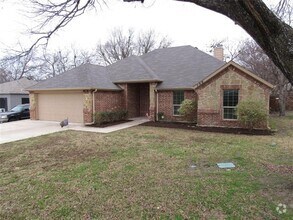 Downtown Rockwall Apartments for Rent with Hardwood Floors - Rockwall ...