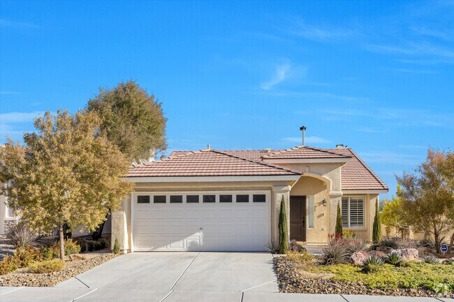 Sierra Ridge Apartments for Rent with a Walk-In Closet - Las Vegas, NV ...